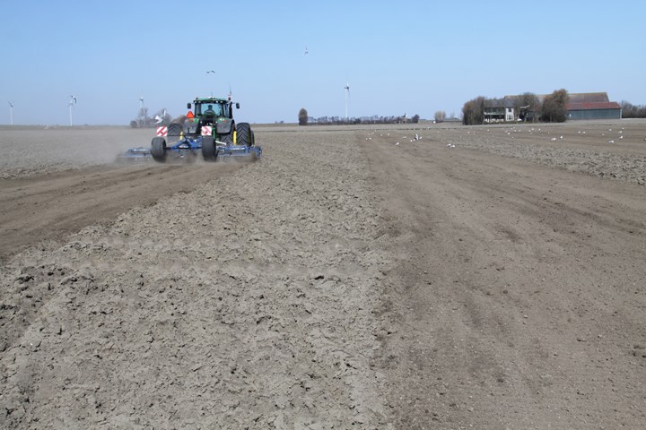 Creating a level seedbed for Sugar Beet. | Page 2 | The Farming Forum