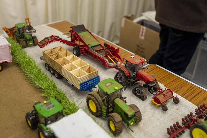 Spalding Model Tractor Show 2-4