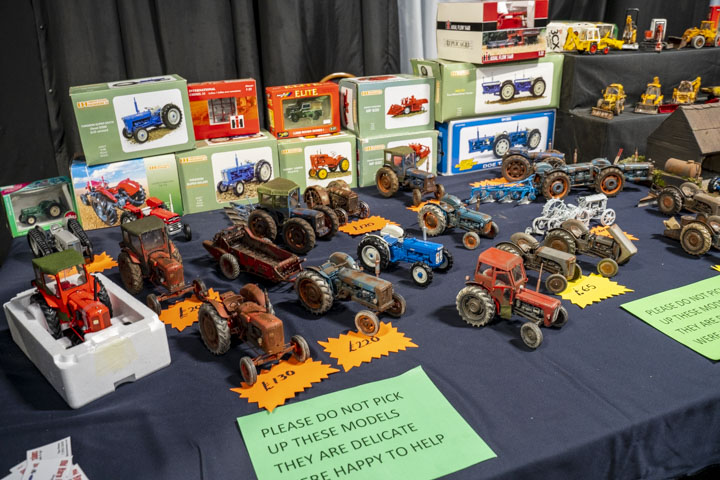 Spalding Model Tractor Show 2-4
